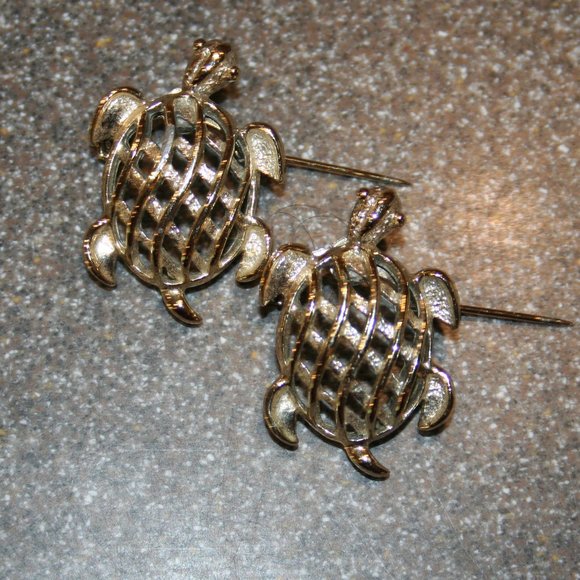 Jewelry | Vintageantique Pair Of Turtle Pins Brooches | Poshmark